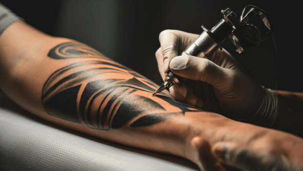 How to Shade Tattoos: Techniques, Tools, and Tips - HerInterest